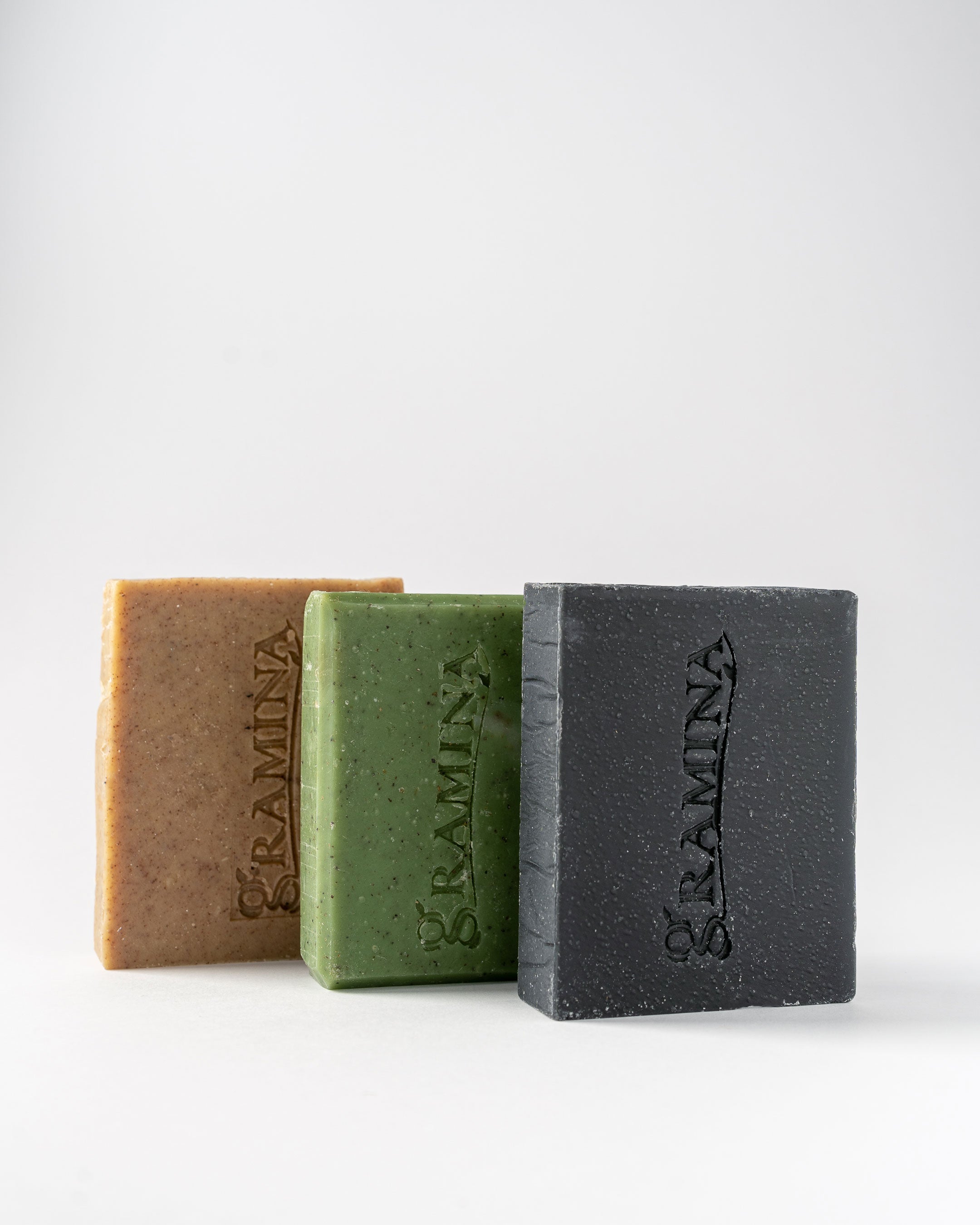 PRIRODNI SAPUNI 100% sapun na bazi ulja od konoplje, piling kože ...